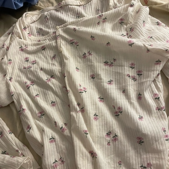 Primark | Tops | Primark White Floral Ribbed Top | Poshmark